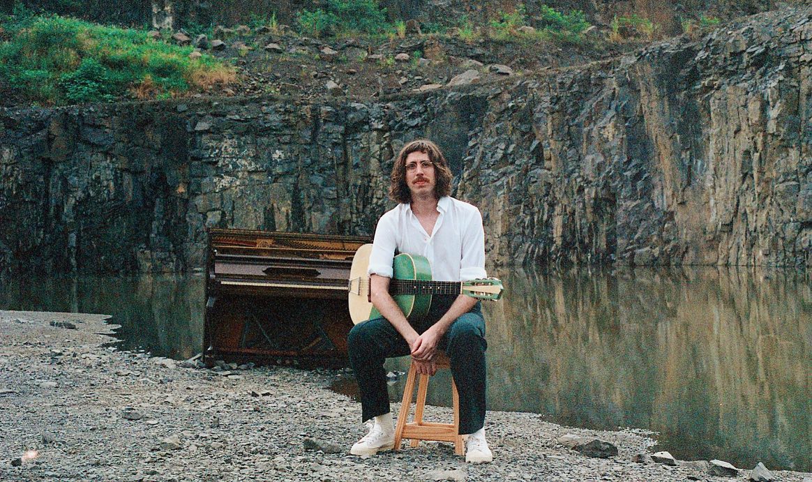 “A Balada de Tim Bernardes” – Tim Bernardes | Altamont
